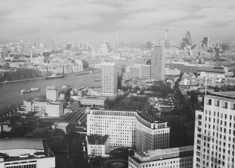 The City in the 60s - M. Ortiz Corretora